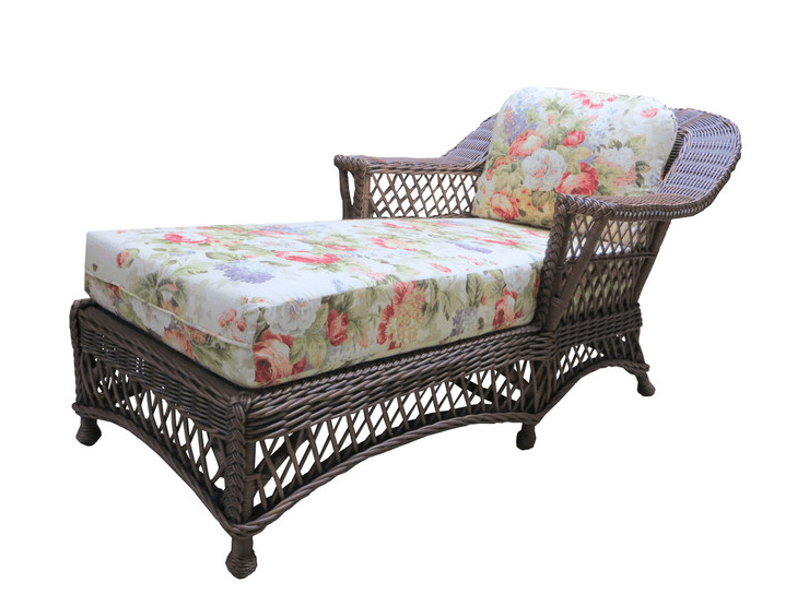 Wicker Chaise Lounge - Vineyard