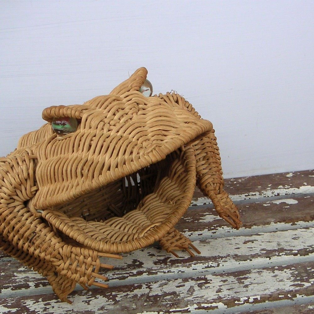 Wicker Frog - Photo | Wicker Paradise