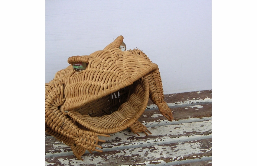 Wicker Frog - Photo | Wicker Paradise